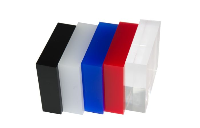 PMMA GS Altuglas 2000 x 1200 / 50 mm blok clear